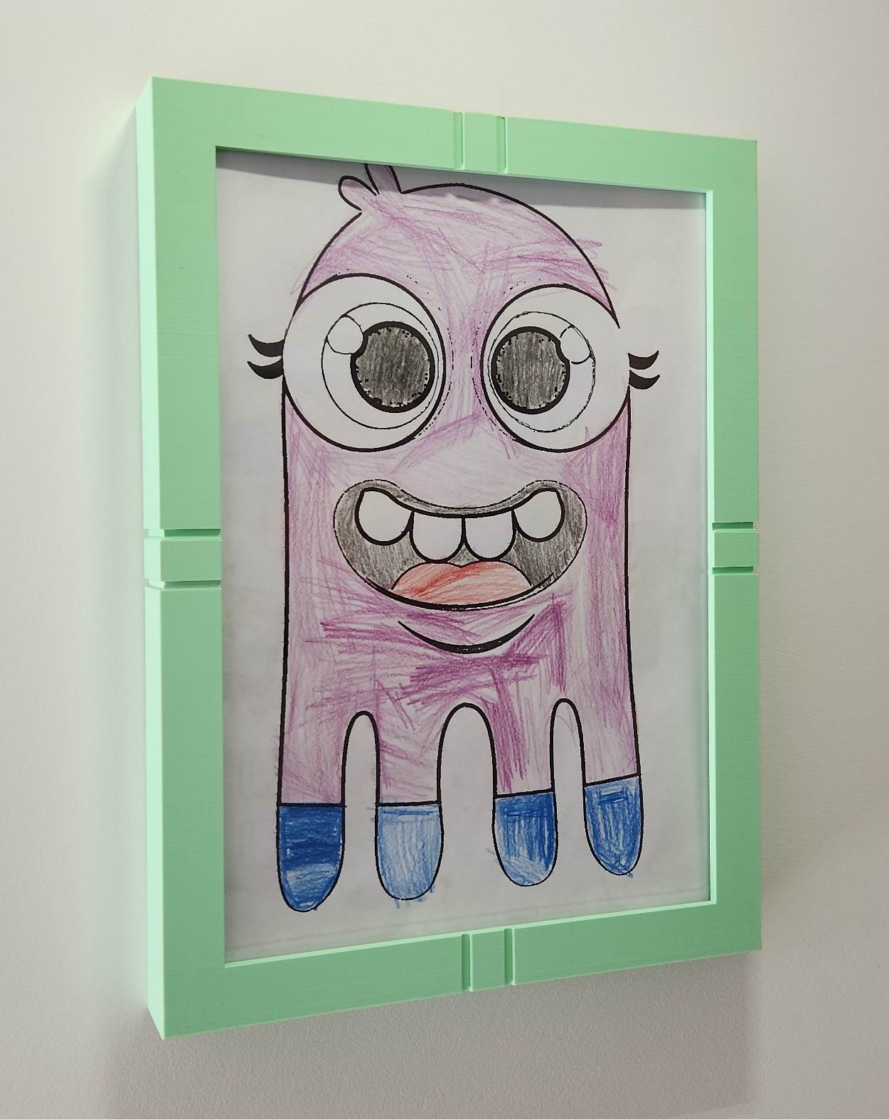 Green Frame – Your Kids Art